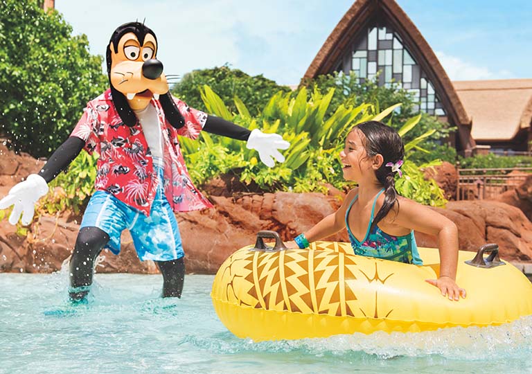 A Guide to Pools and Swimming at Aulani Resort | Disney Rewards