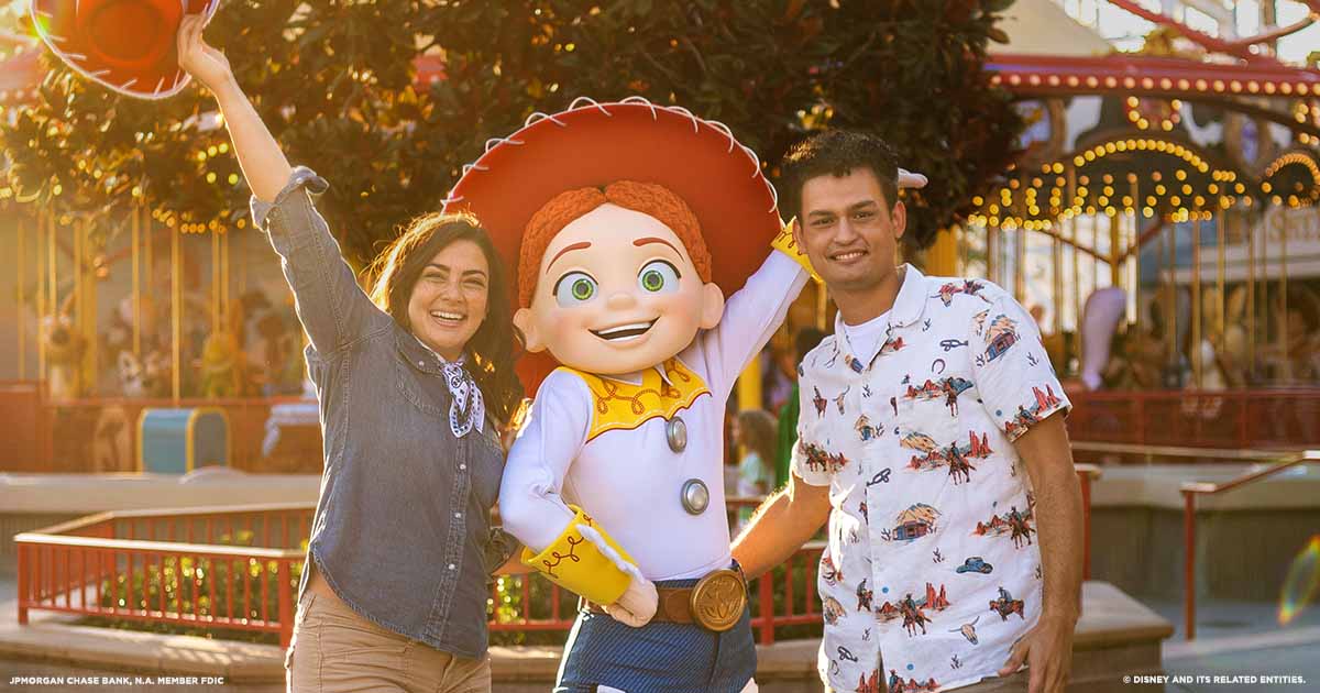 How Disney Pixar Fans Can Get More with Disney® Visa® Credit Card | Disney Rewards