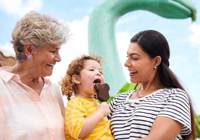 How to Use the My Disney Experience App at Disney Parks | Disney Rewards