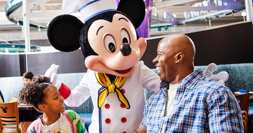 Free Dining Plan Offer for Disney Cardmembers | Disney Rewards