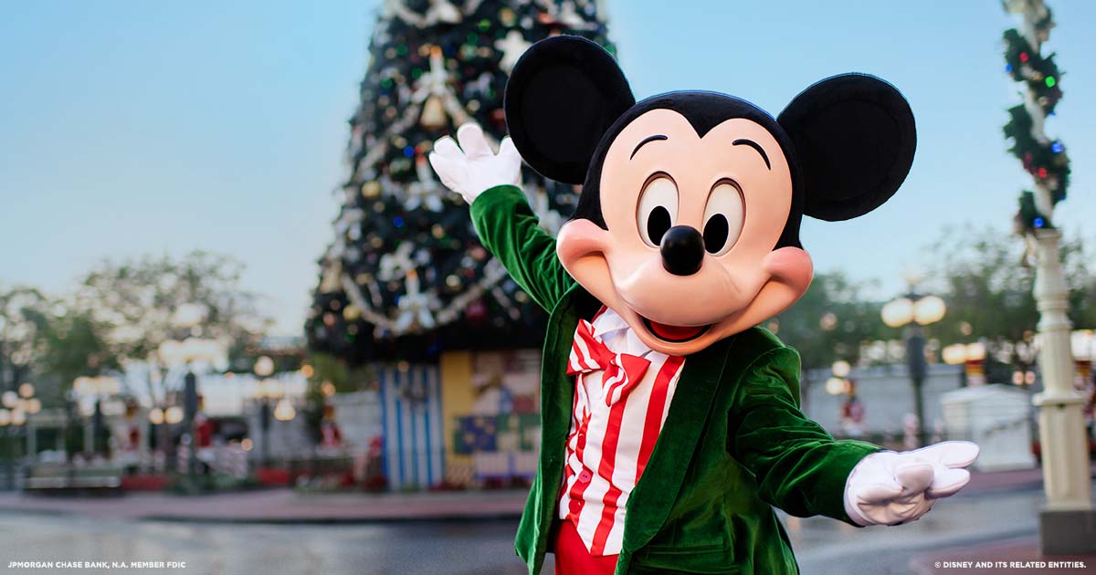 Why the Disney® Visa® Credit Card is a Holiday Must-Have | Disney Rewards